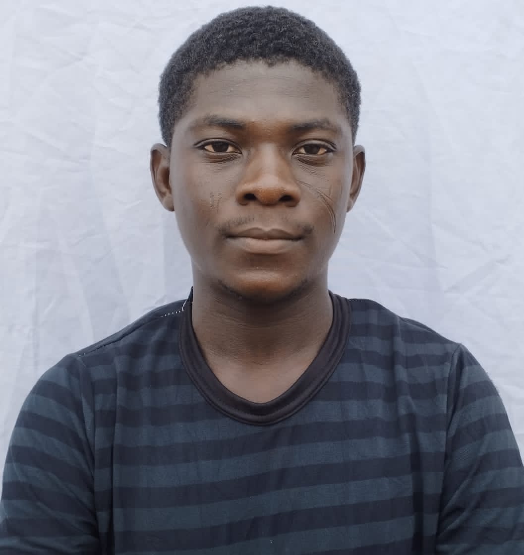 Graphic designer/moderator